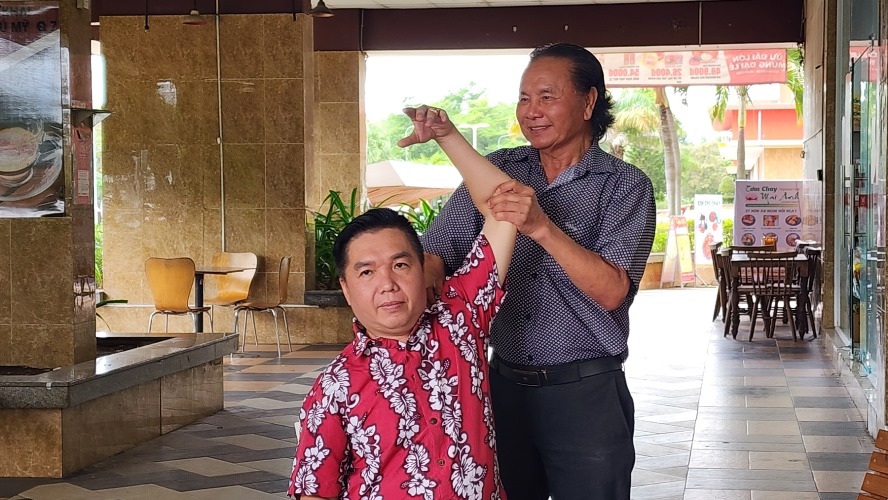 Võ Đức - Từ nghệ sĩ đến Lương y